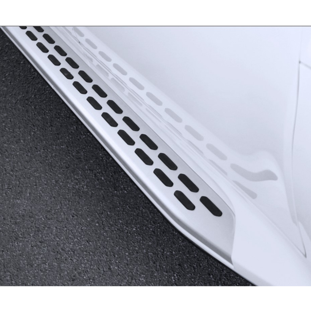 Genuine Hyundai Sidesteps Creamy White Staria-iload 2021- CGF37AC000YAC